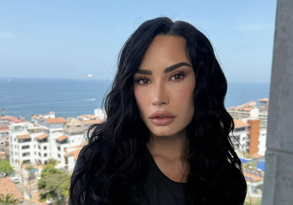 ¿El Nuevo Rostro de Demi Lovato: ¿Rejuvenecimiento o Exceso? La ...